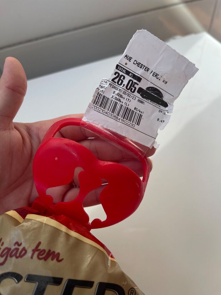 Mãe de internauta compra chester no início do ano e post viraliza ...